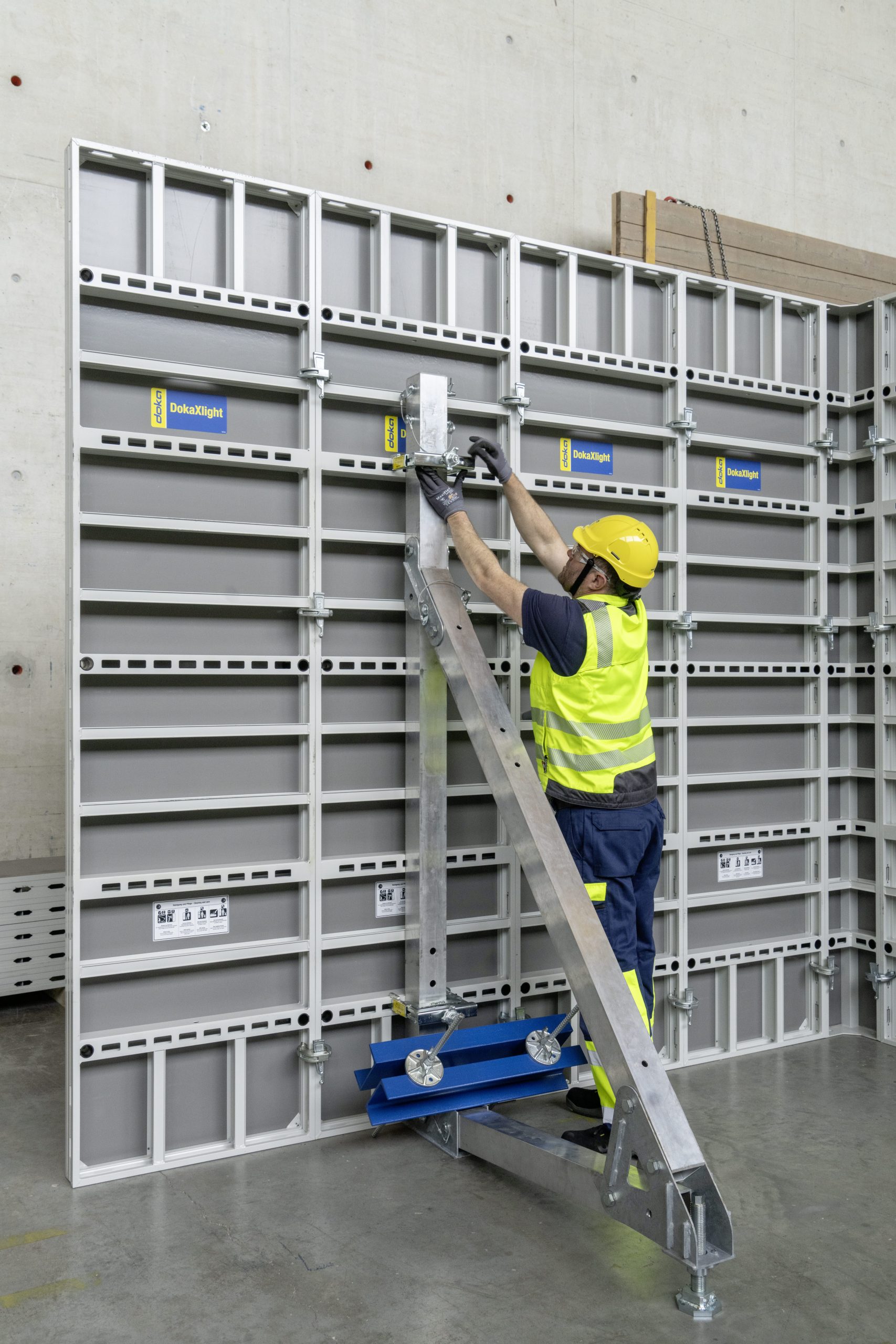 Doka Xlight: Fünf Tipps zur ultraleichten Handschalung - DOKA Blog