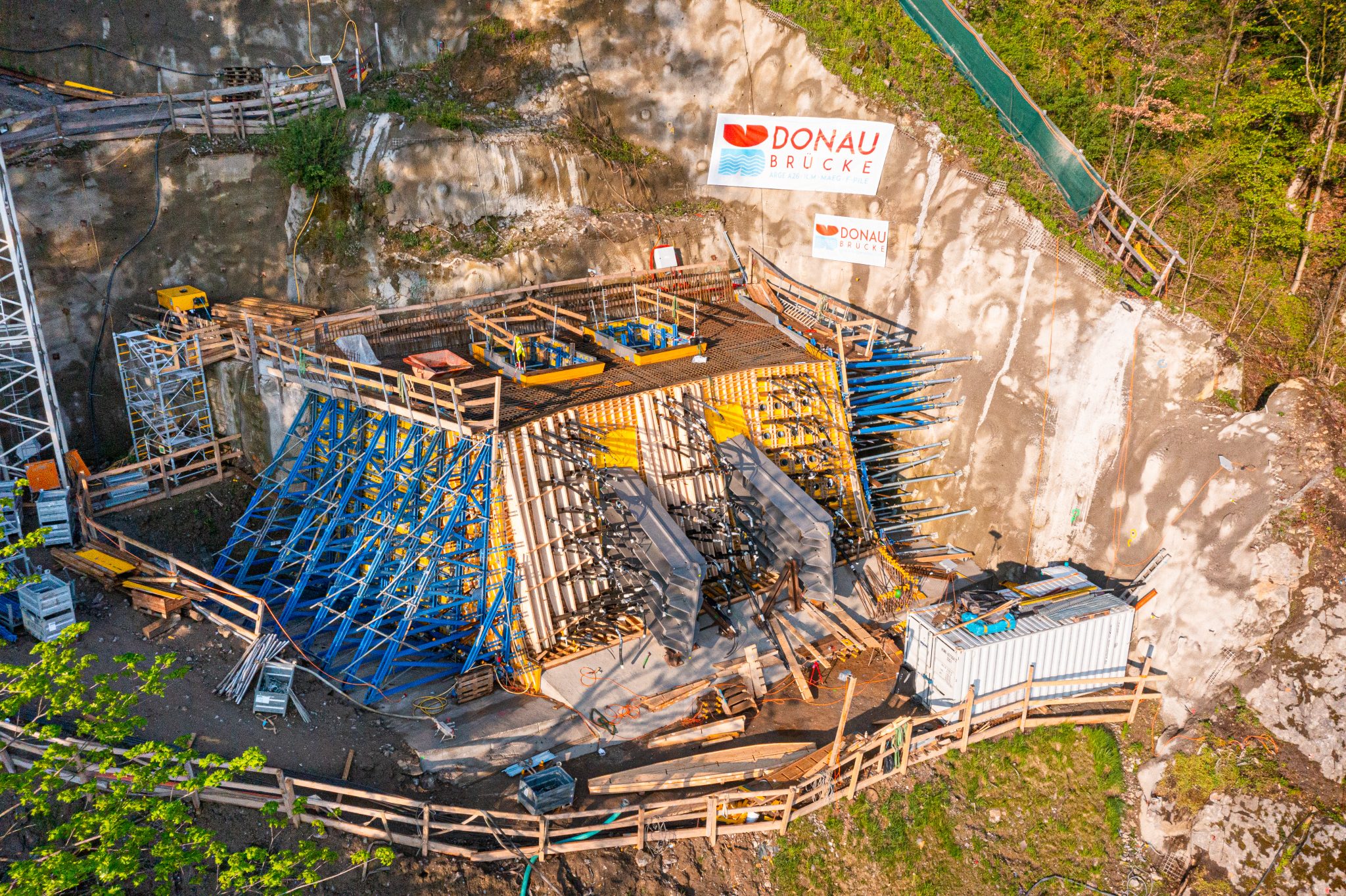 A26: Anker für neues Linzer Wahrzeichen - DOKA Blog